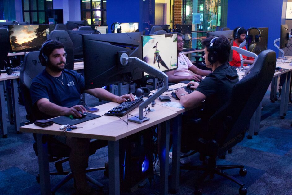 New Esports Center Brings Gamers to Penn State's White Building | State ...